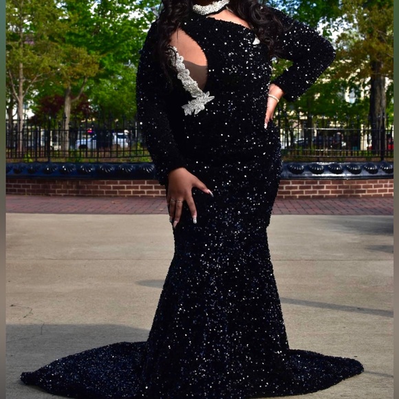 Dresses | Selling My Prom Dress | Poshmark